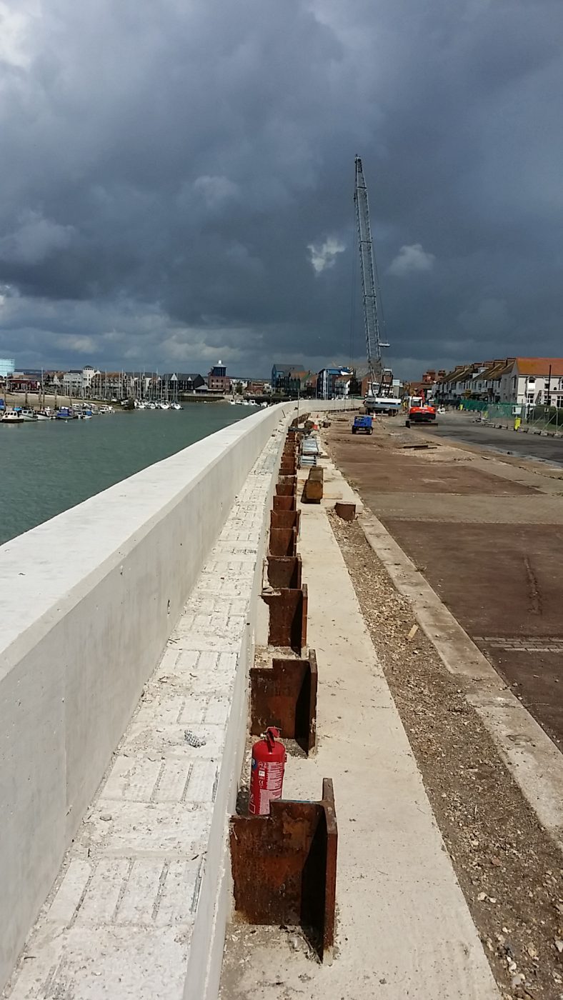 Sheet Pile Wall - Sheet Pile Capping Beams | Fast-Form Systems