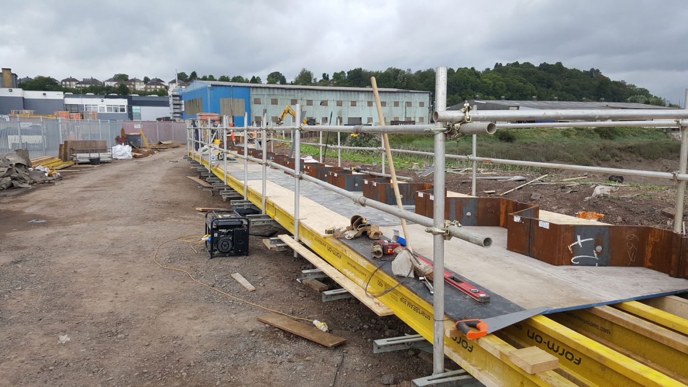 Sheet Pile Wall - Sheet Pile Capping Beams | Fast-Form Systems